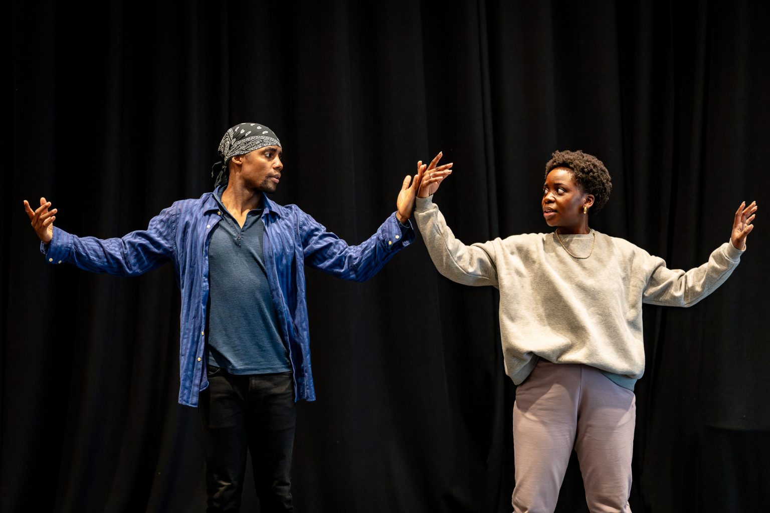 LOVE STEPS – Omnibus Theatre